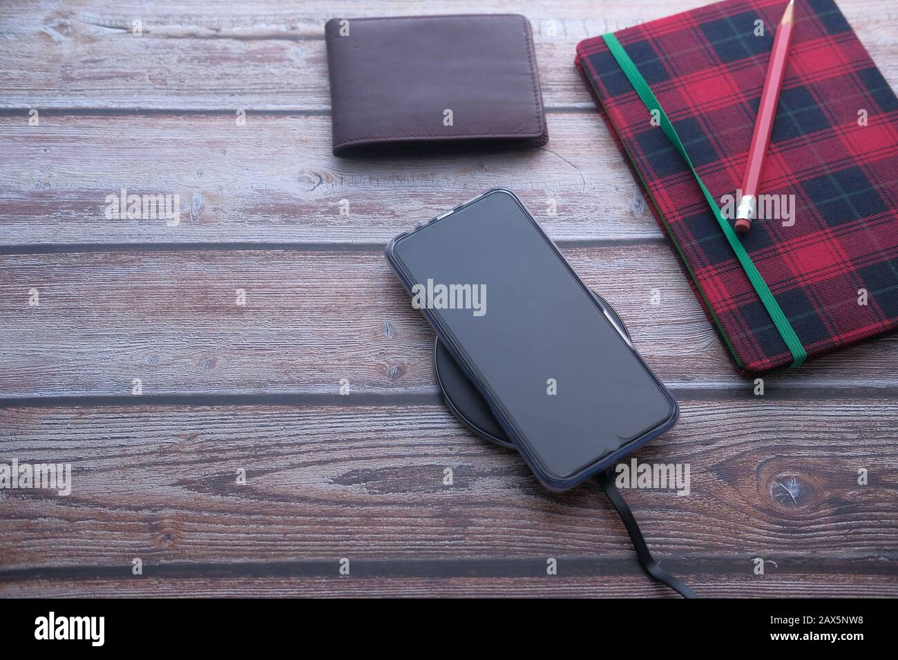 Smart battery hi-res stock photography and images - Alamy