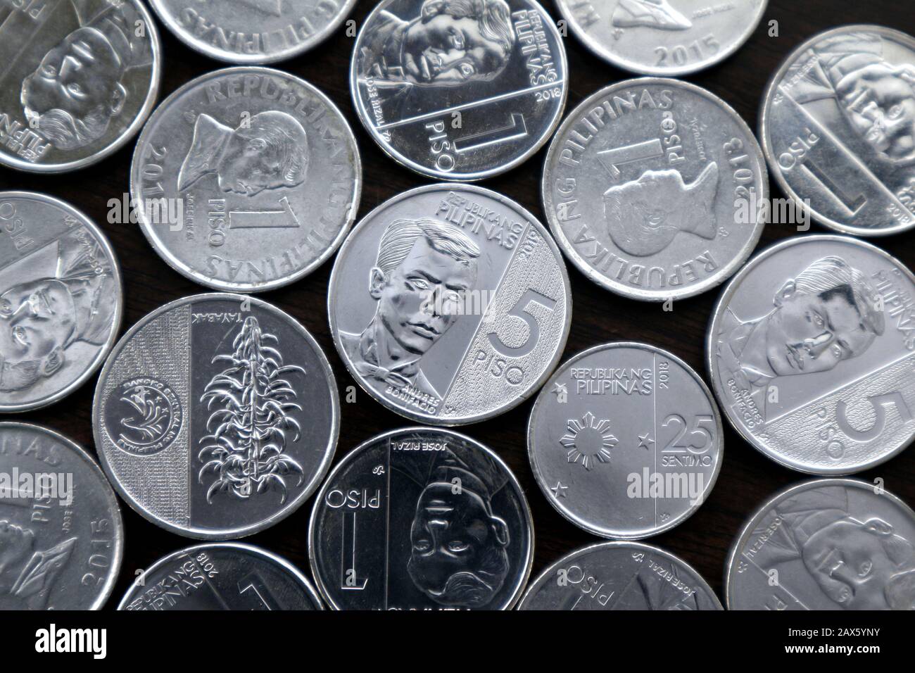 Philippines coins hi-res stock photography and images - Alamy