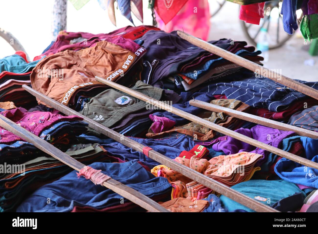 Long cloths hi-res stock photography and images - Alamy