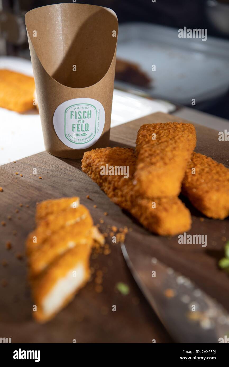 Bremen, Germany. 10th Feb, 2020. Vegan fish fillet imitation of the ...