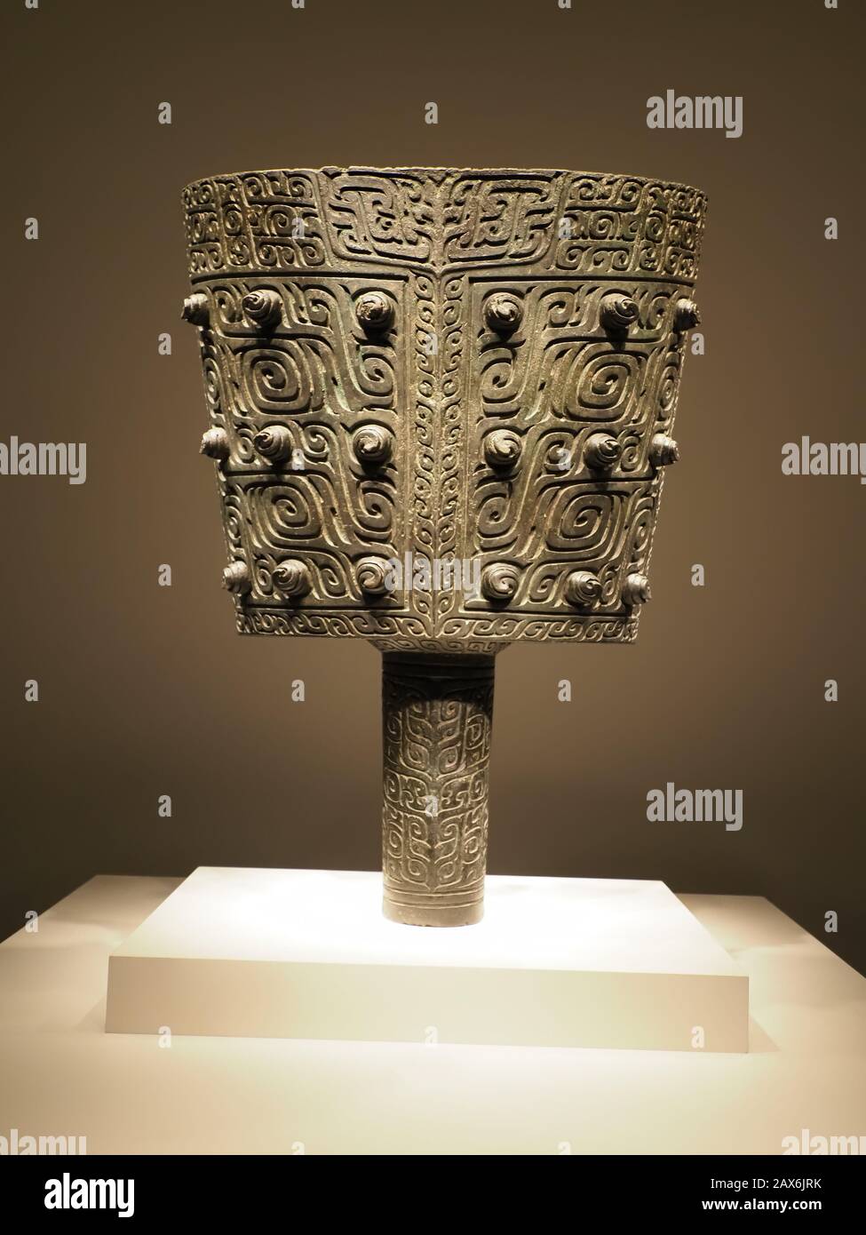 Chinese Bronze Bell High Resolution Stock Photography and Images - Alamy