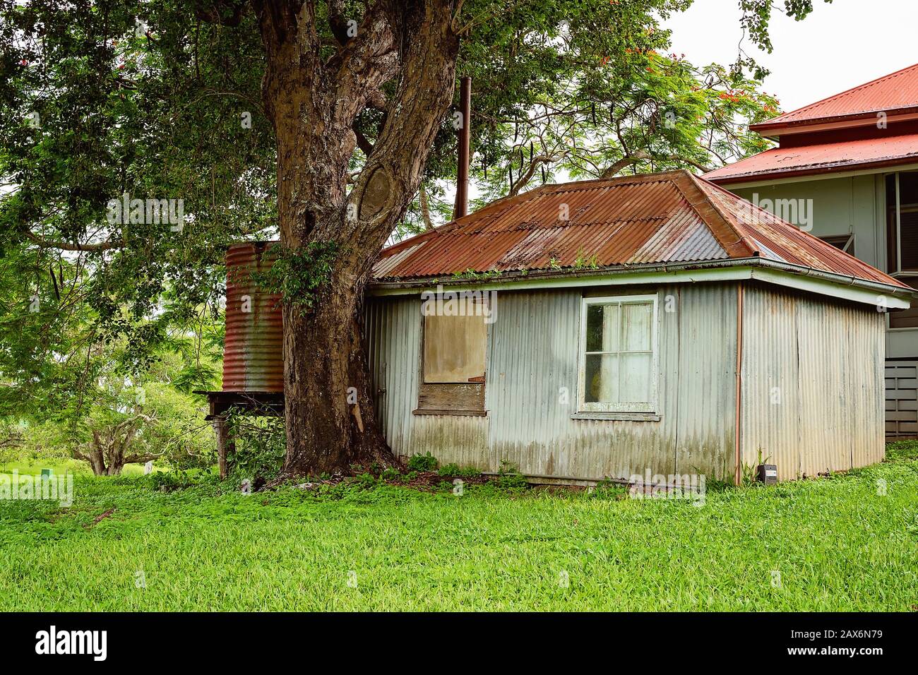 The outdoor laundry of an early settlers colonial home Stock Photo - Alamy