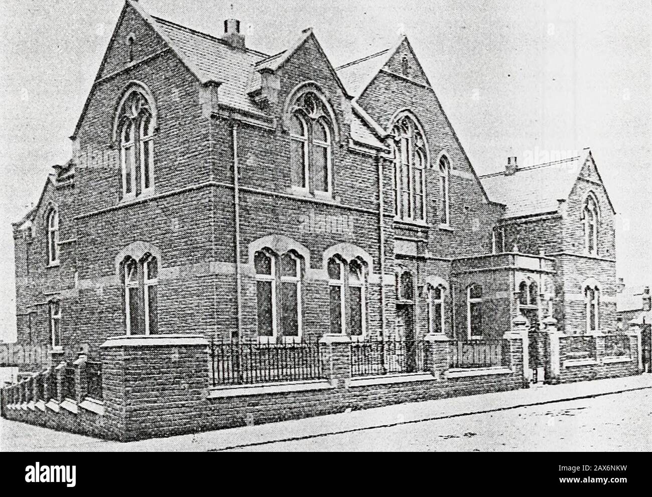 Independent methodist church hi-res stock photography and images - Alamy