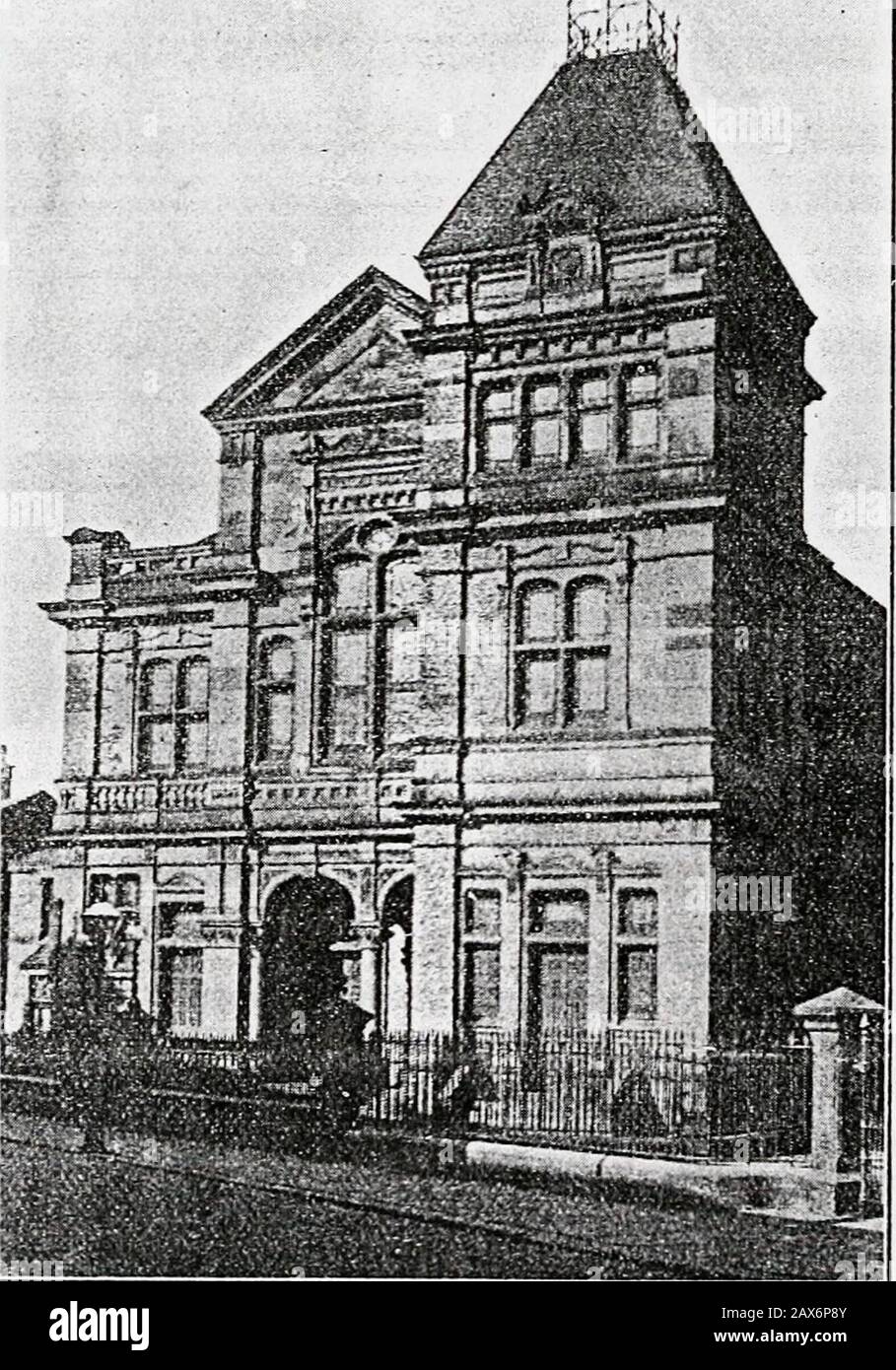 Independent methodist church hi-res stock photography and images - Alamy