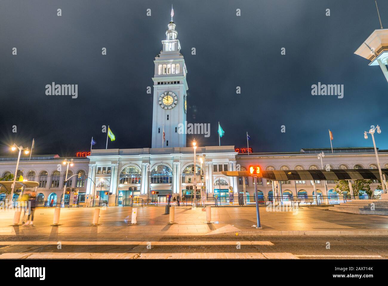 Sf ferry building hi-res stock photography and images - Alamy