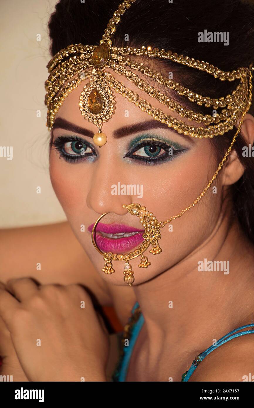 Portrait of a beautiful female fashion model in makeup Stock Photo - Alamy