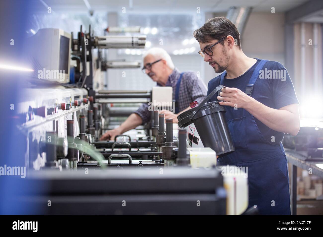 Manual adding machine hi-res stock photography and images - Alamy