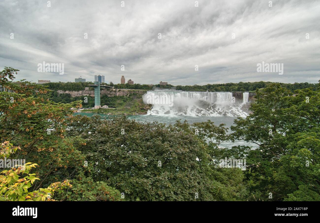 Niagara Falls, wonderful natural landscape in summer season Stock Photo ...