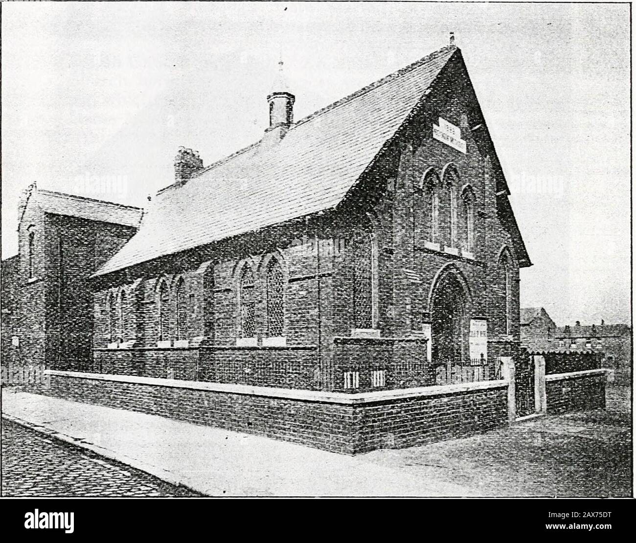 Warrington churches hi-res stock photography and images - Alamy