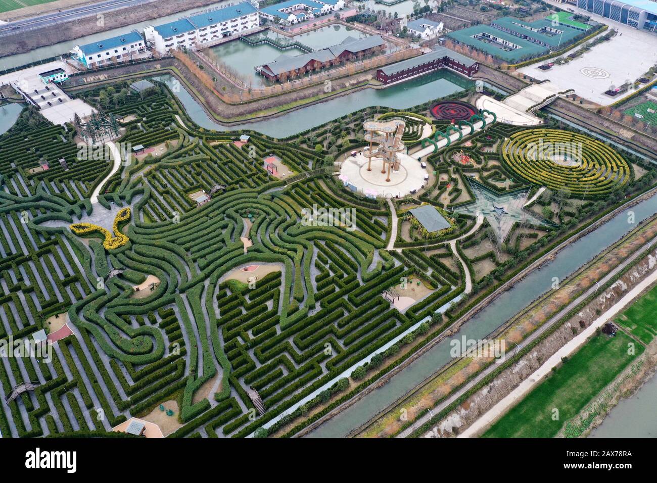 Dafeng fantasy maze hi-res stock photography and images - Alamy