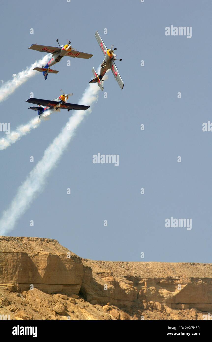 Members of Saudi aviation club performing aerobatic show near Riyadh ...