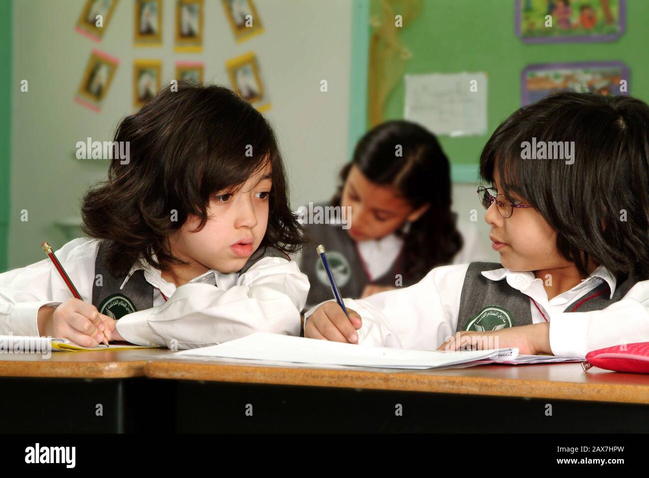 Girls in elementary school, Saudi Arabia Stock Photo - Alamy