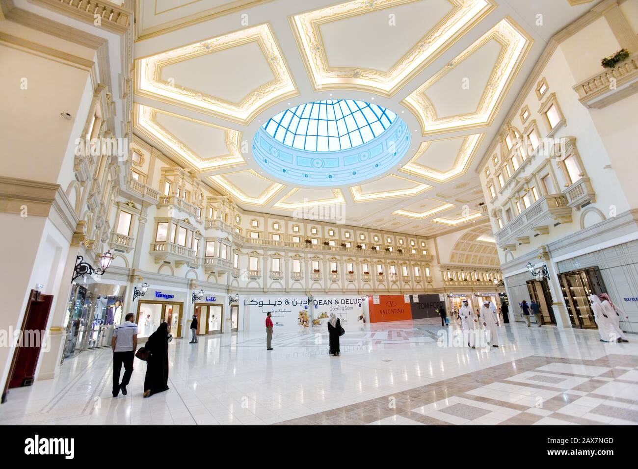 The Villagio Mall, Doha, Qatar Stock Photo - Alamy
