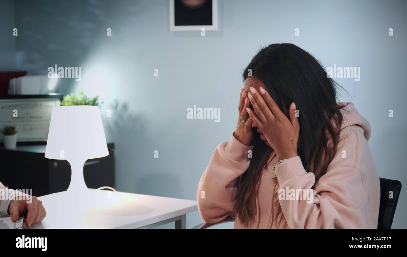 Psychologist questions hi-res stock photography and images - Alamy