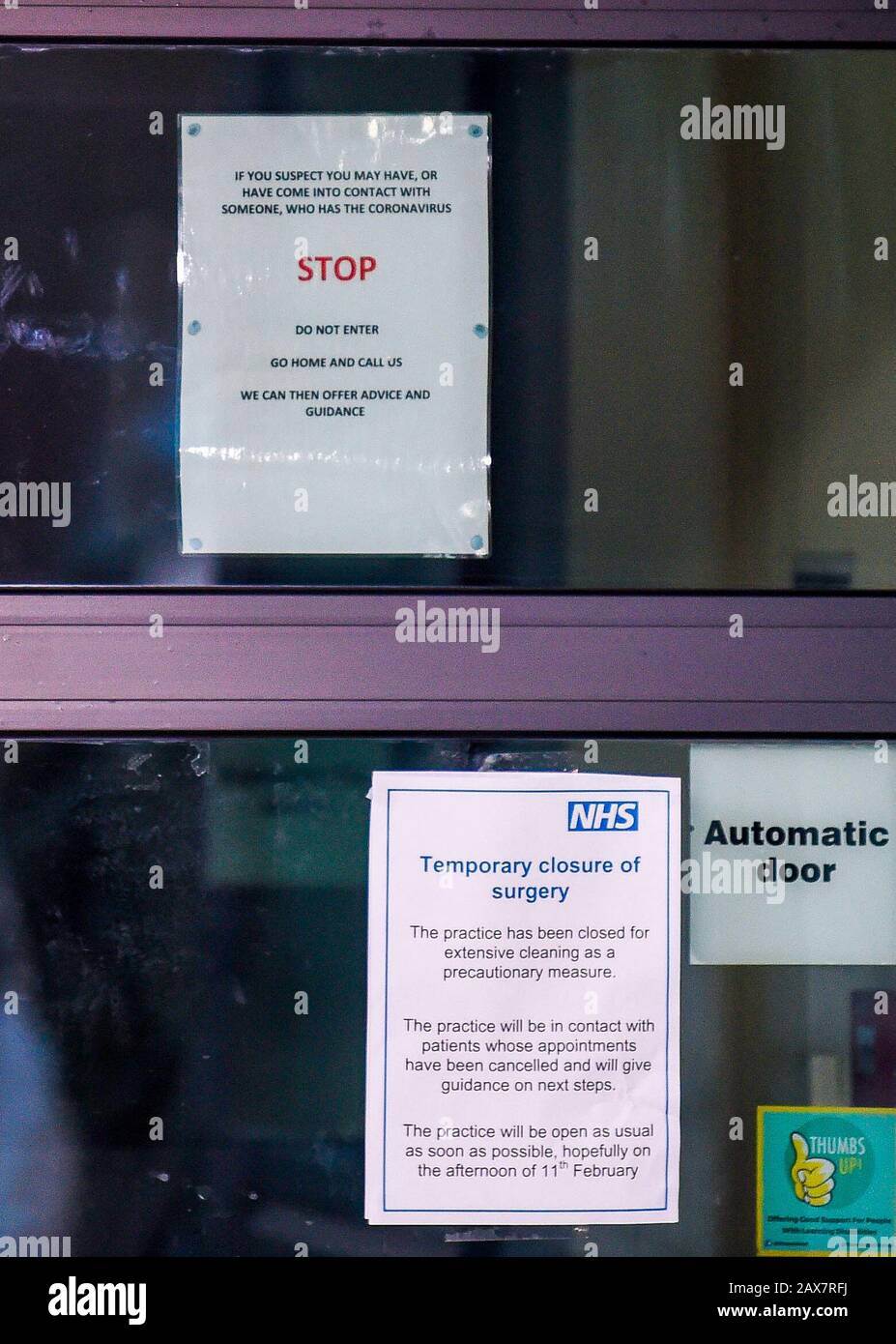 Surgery closed sign hi-res stock photography and images - Alamy