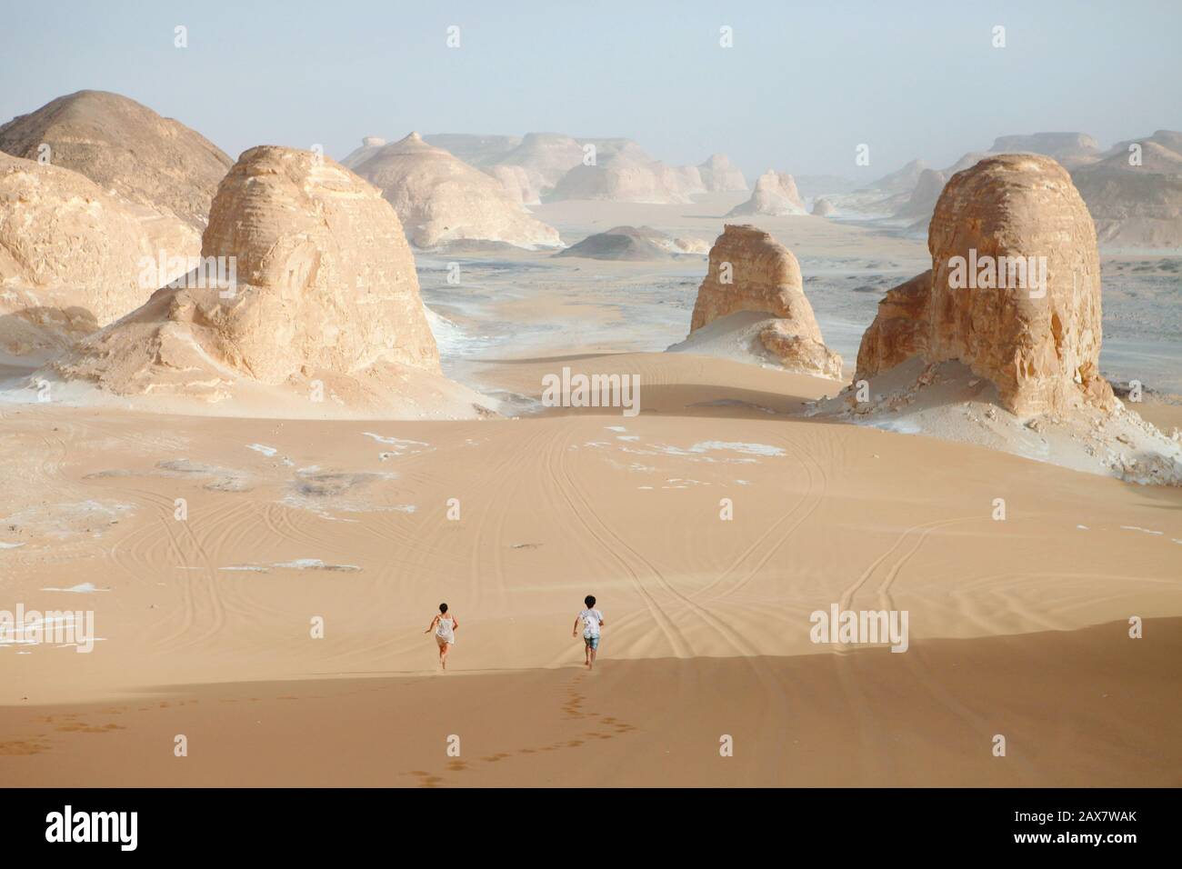 Amman, Jordan, tourists running in the desert Stock Photo - Alamy