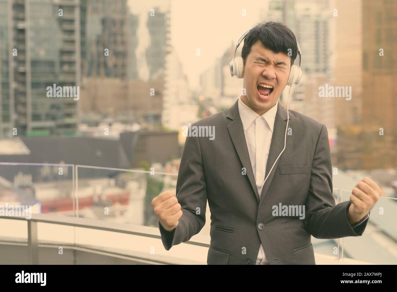 Businessman singing hi-res stock photography and images - Alamy