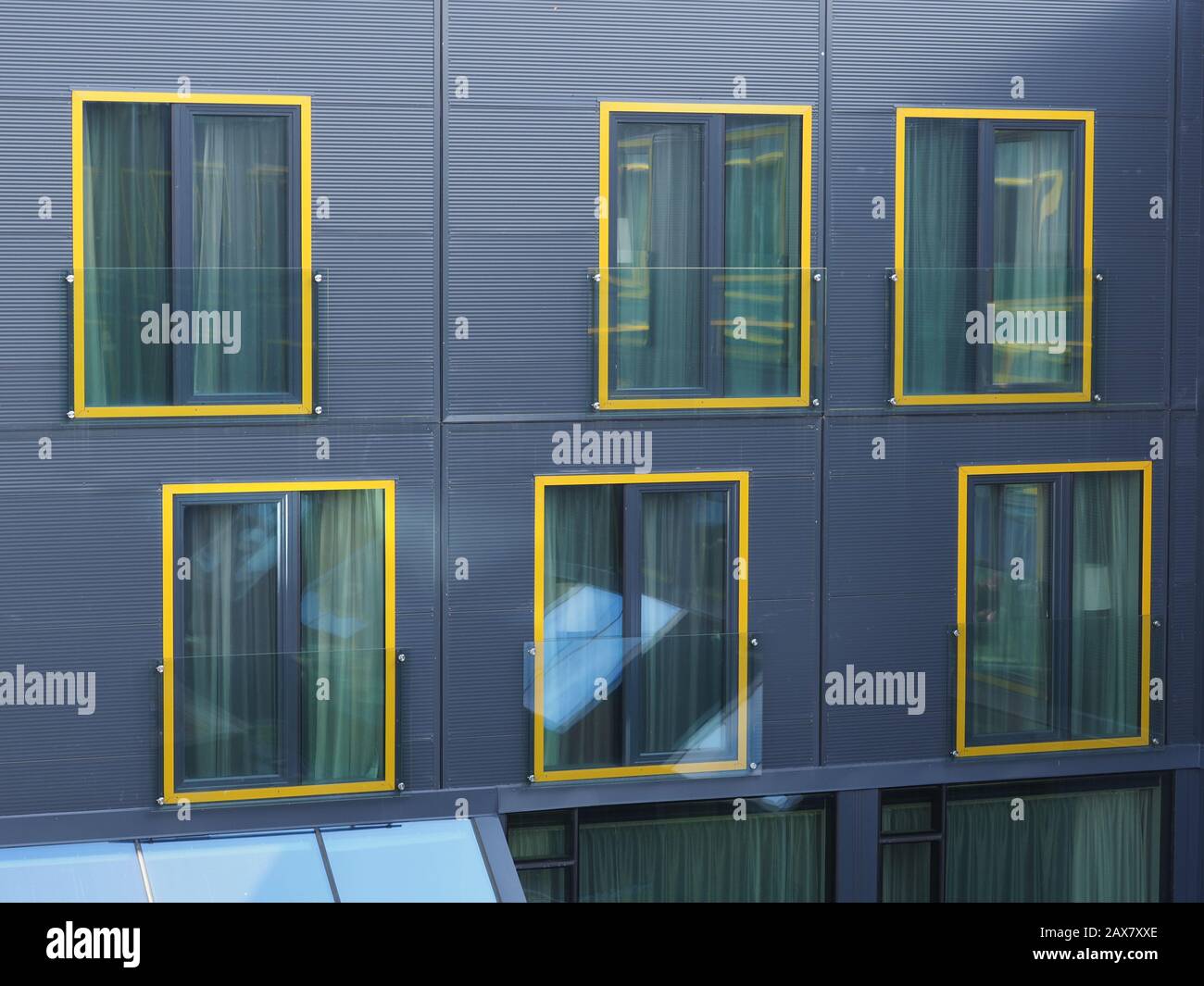 Exterior front elevation luxury home hi-res stock photography and ...