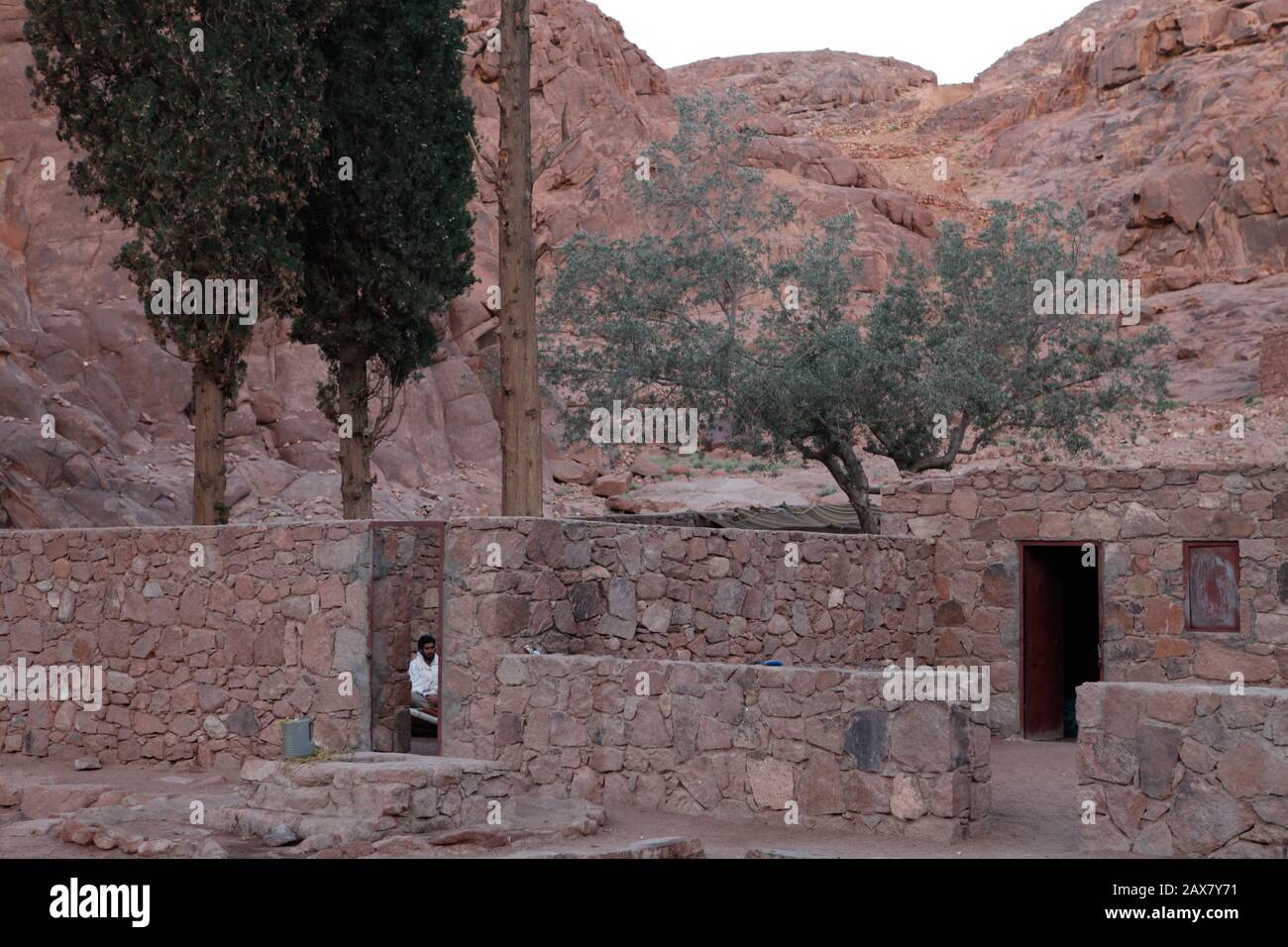 Sinai mountains house hi-res stock photography and images - Alamy