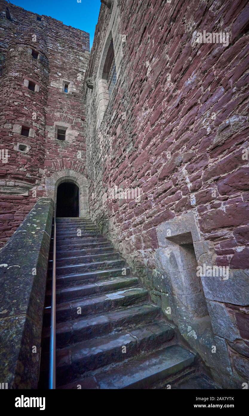 Doune Castle (DOUNE Stock Photo - Alamy