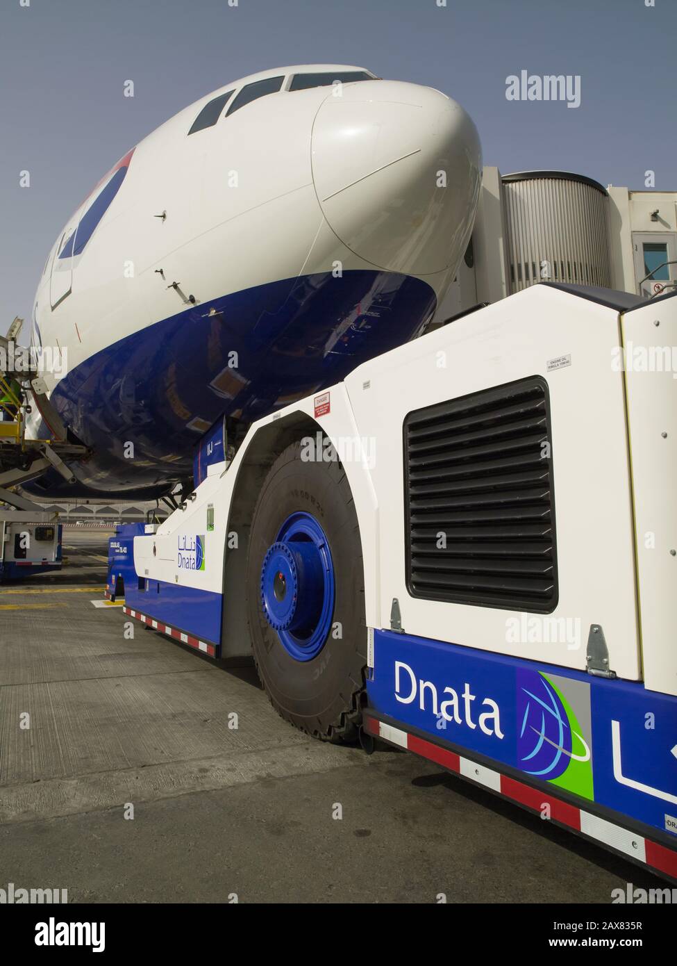 DNATA Aircraft Pushback. Dubai, UAE Stock Photo - Alamy