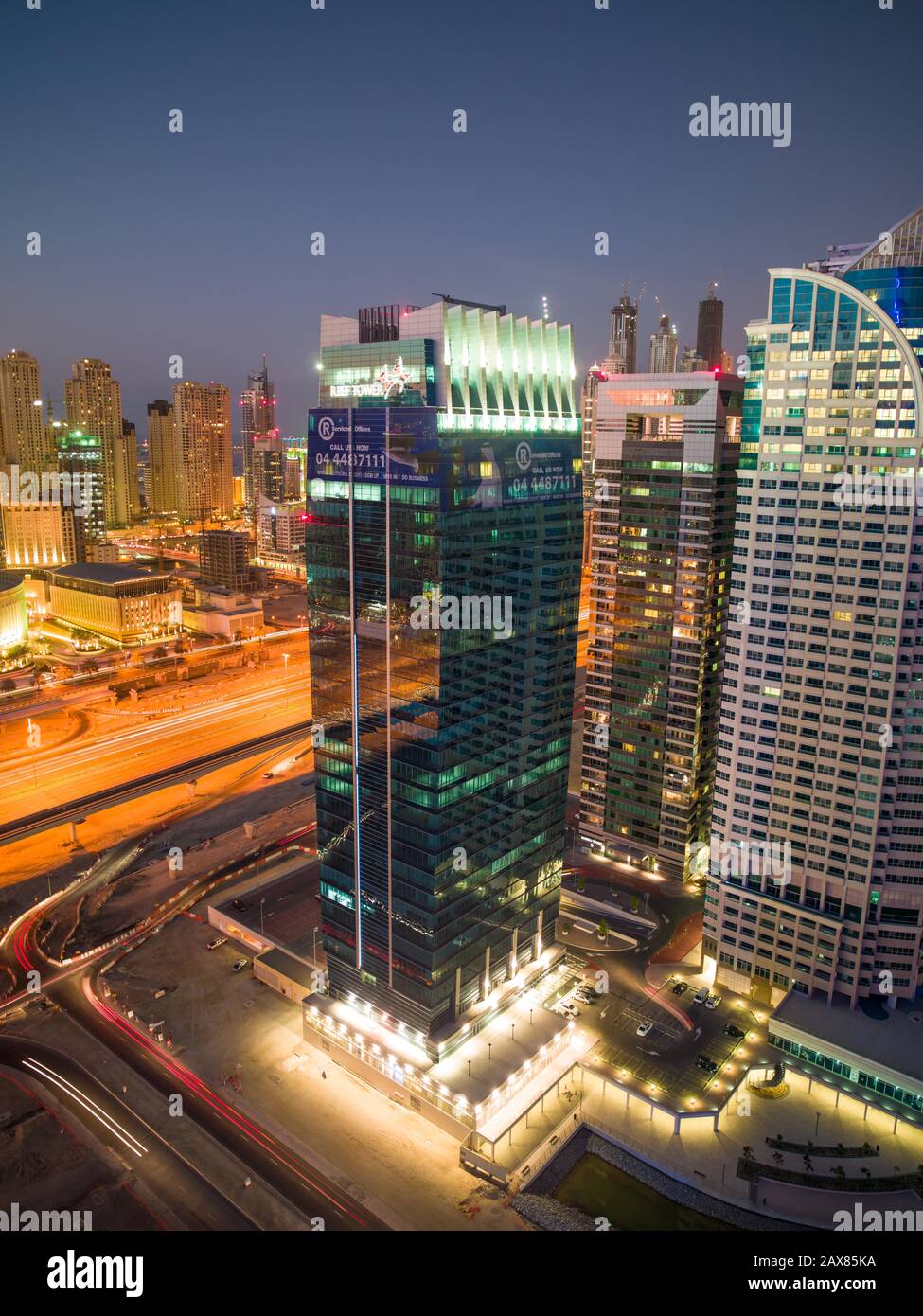 Reef Tower, Jumeirah Lakes Towers, Dubai, UAE Stock Photo - Alamy
