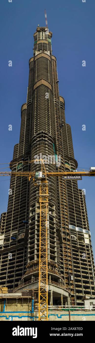 Burj Khalifa Construction, Dubai, UAE Stock Photo - Alamy