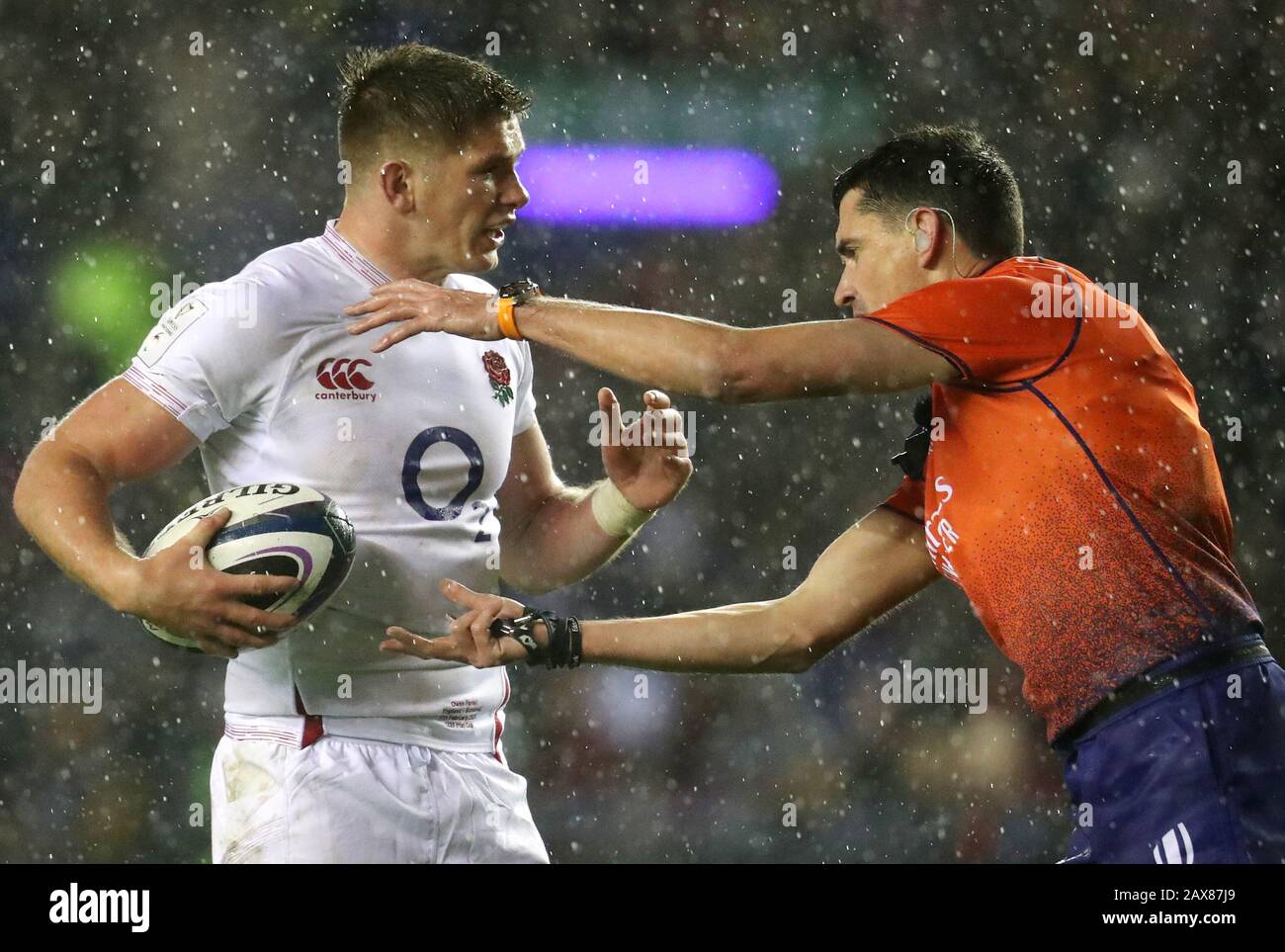 Official six nations rugby ball hi-res stock photography and images - Alamy