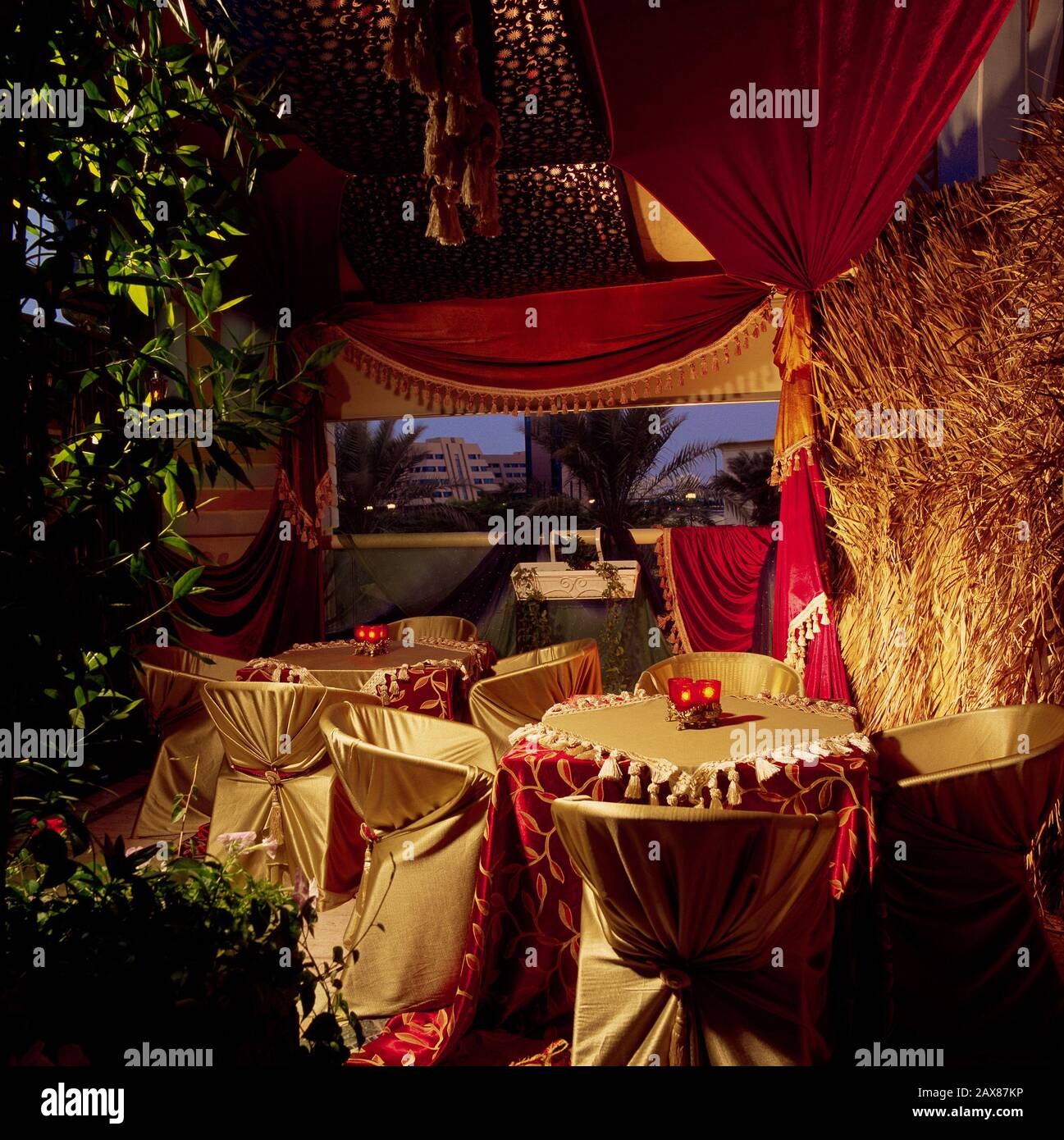 An Iftar tent during Ramadan Stock Photo - Alamy