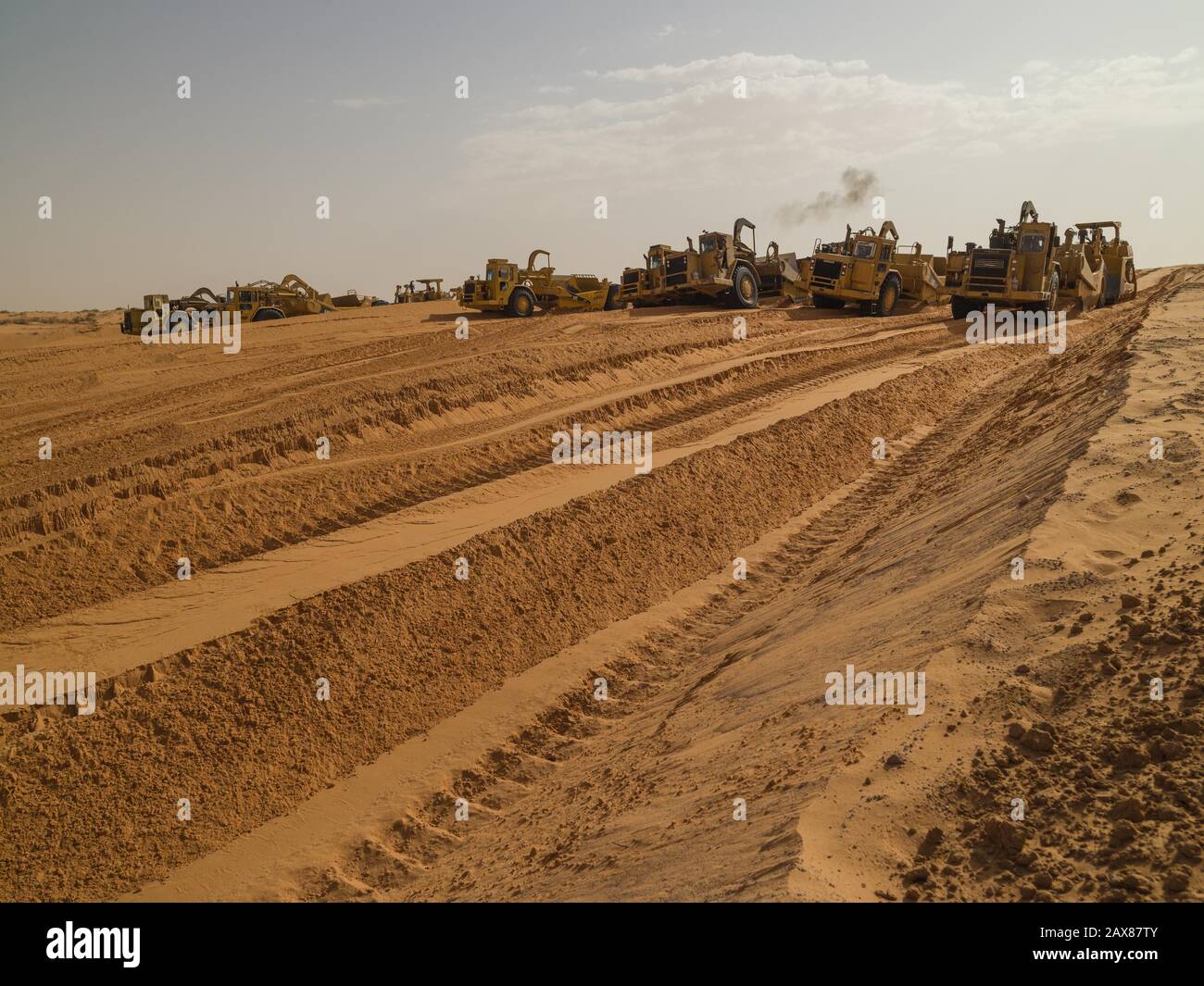 Construction, Saudi Arabian Desert, KSA Stock Photo - Alamy