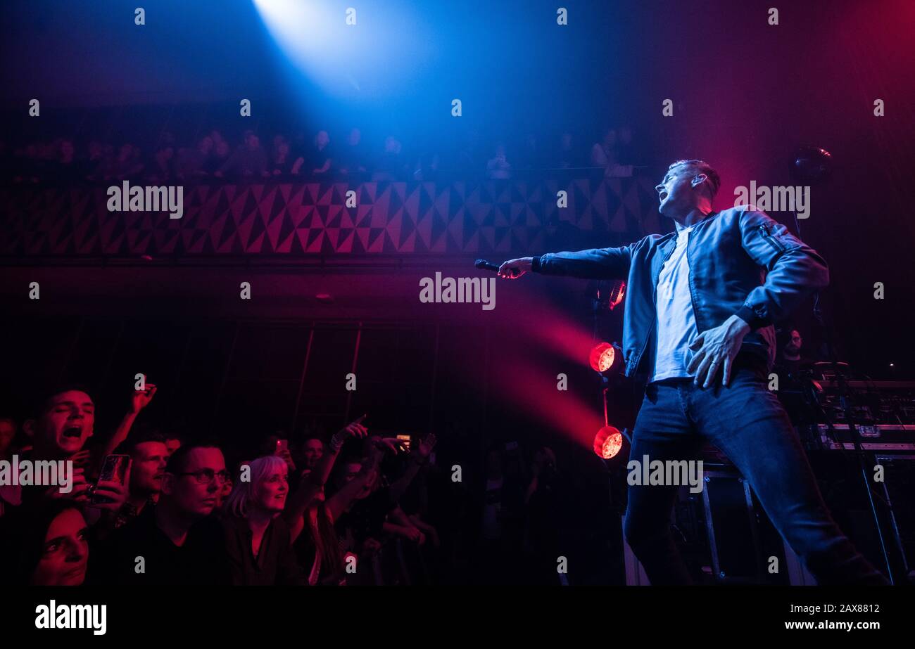 British pop rock band keane performs hi-res stock photography and ...