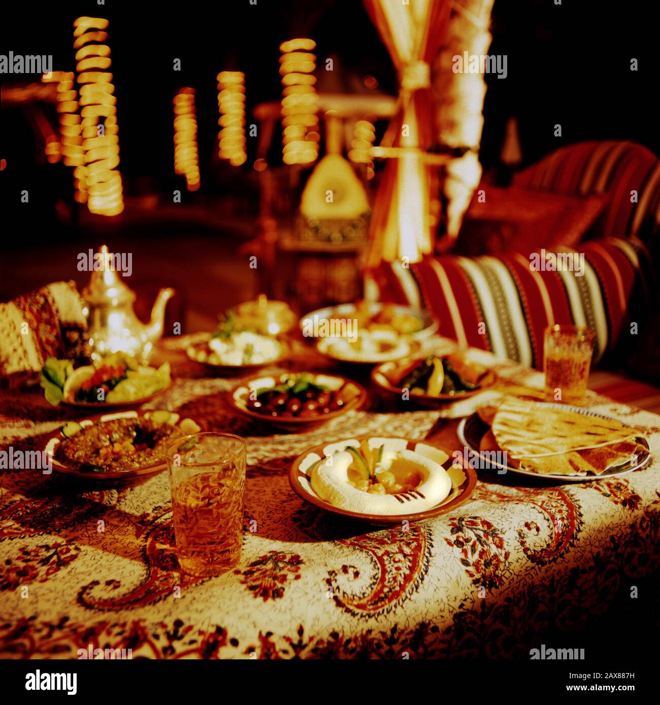 An Iftar tent during Ramadan Stock Photo - Alamy