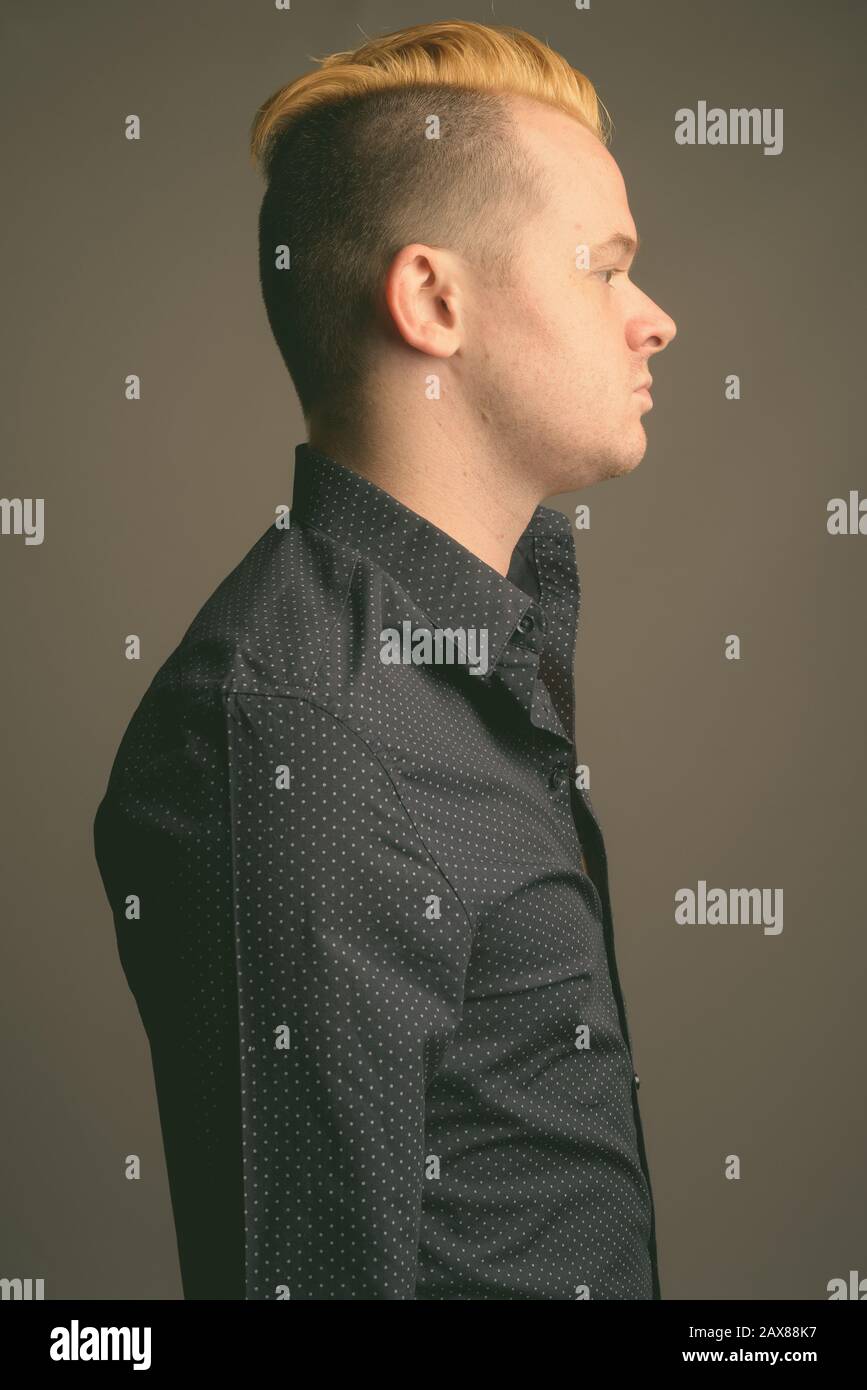 Mohawk side view hi-res stock photography and images - Alamy