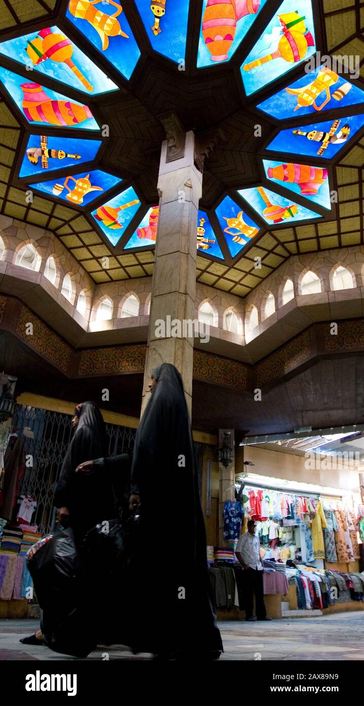 Old souq mutrah muscat oman hi-res stock photography and images - Alamy