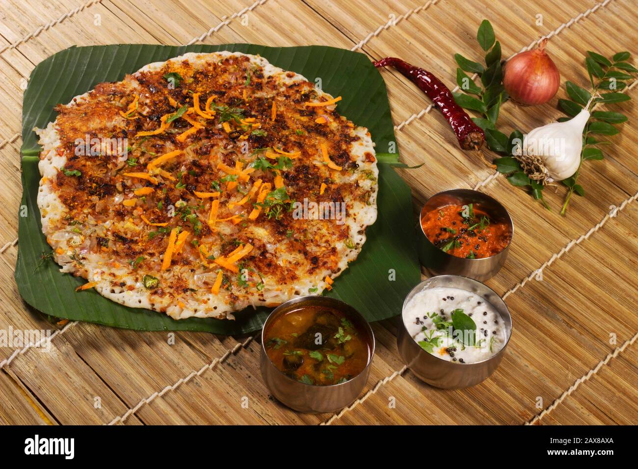 Onion uthappam with sambar and coconut chutney. South Indian Vegetarian ...