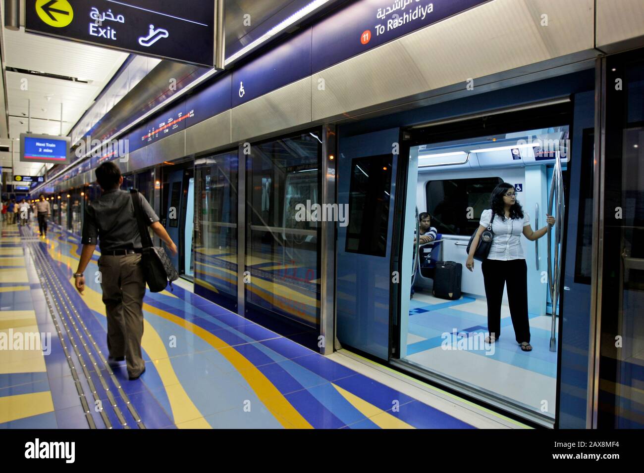 Dubai metro crowd hi-res stock photography and images - Alamy