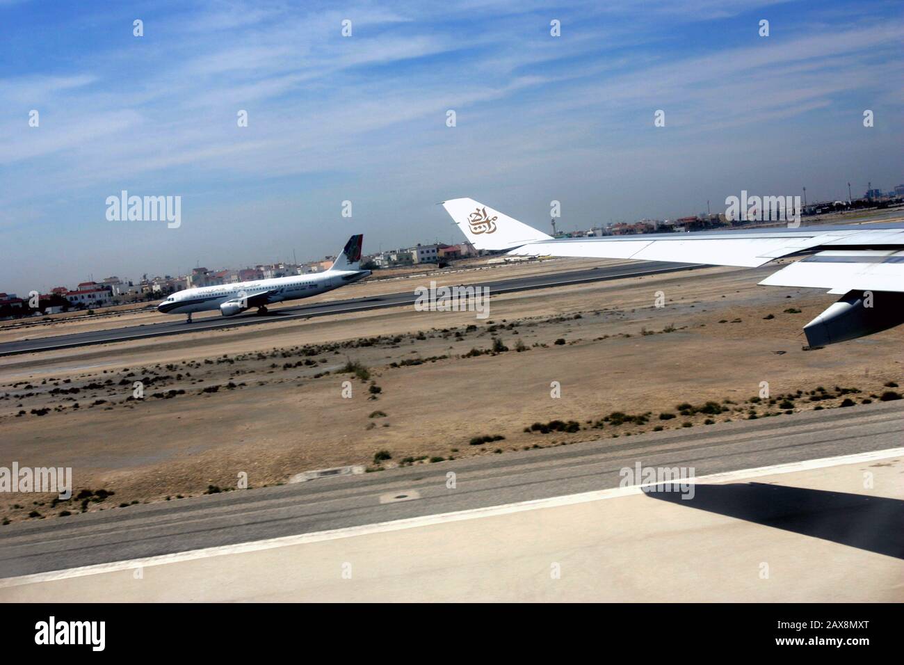 Bahrain from airplane hi-res stock photography and images - Alamy
