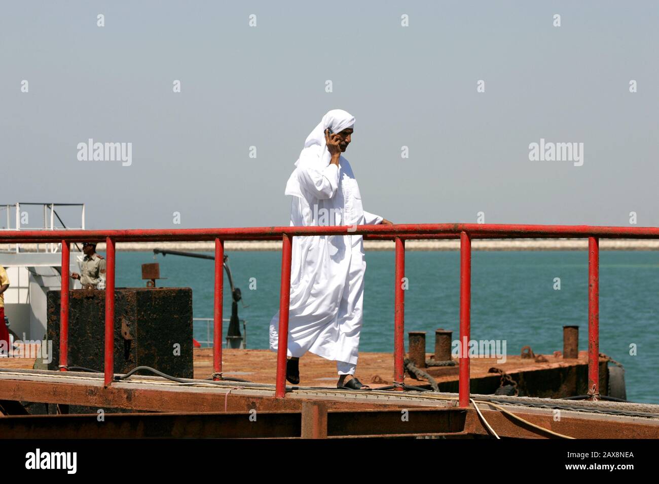 Traditional boat of bahrain hi-res stock photography and images - Alamy