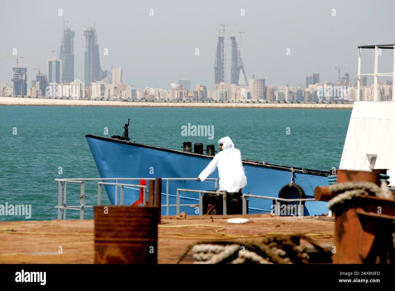 Bahrain bay development hi-res stock photography and images - Alamy