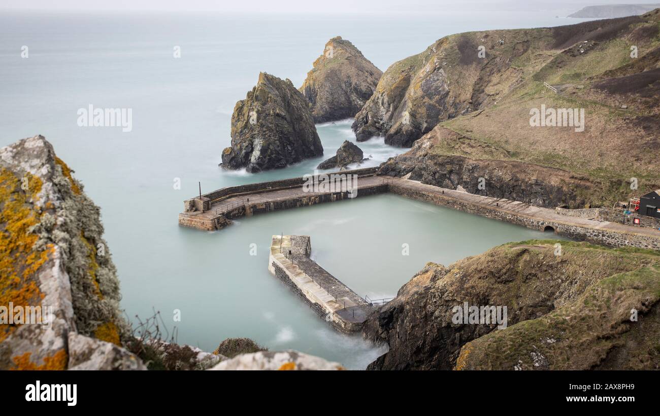 Mullion village hi-res stock photography and images - Alamy