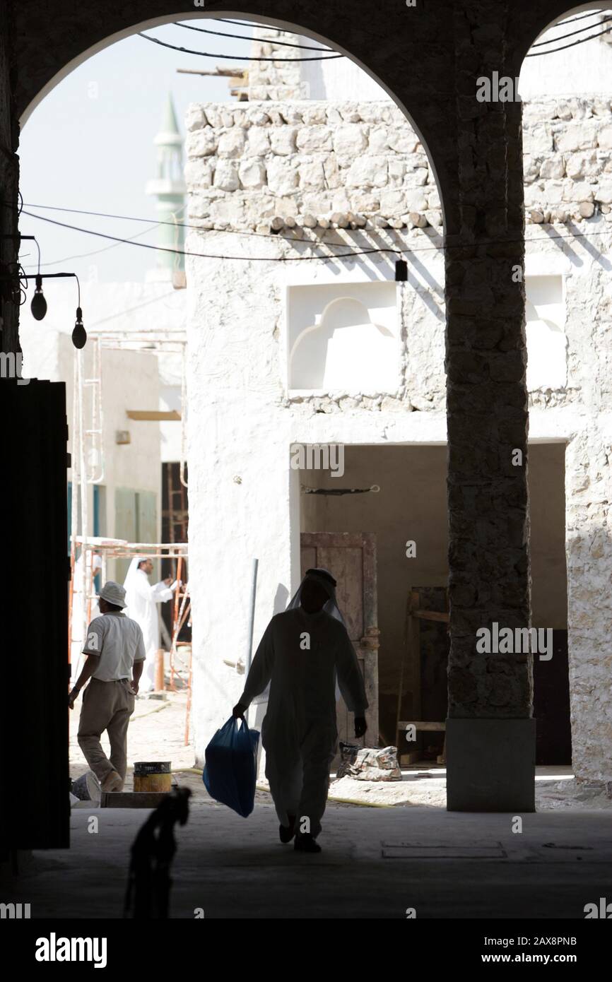 Dim day hi-res stock photography and images - Alamy