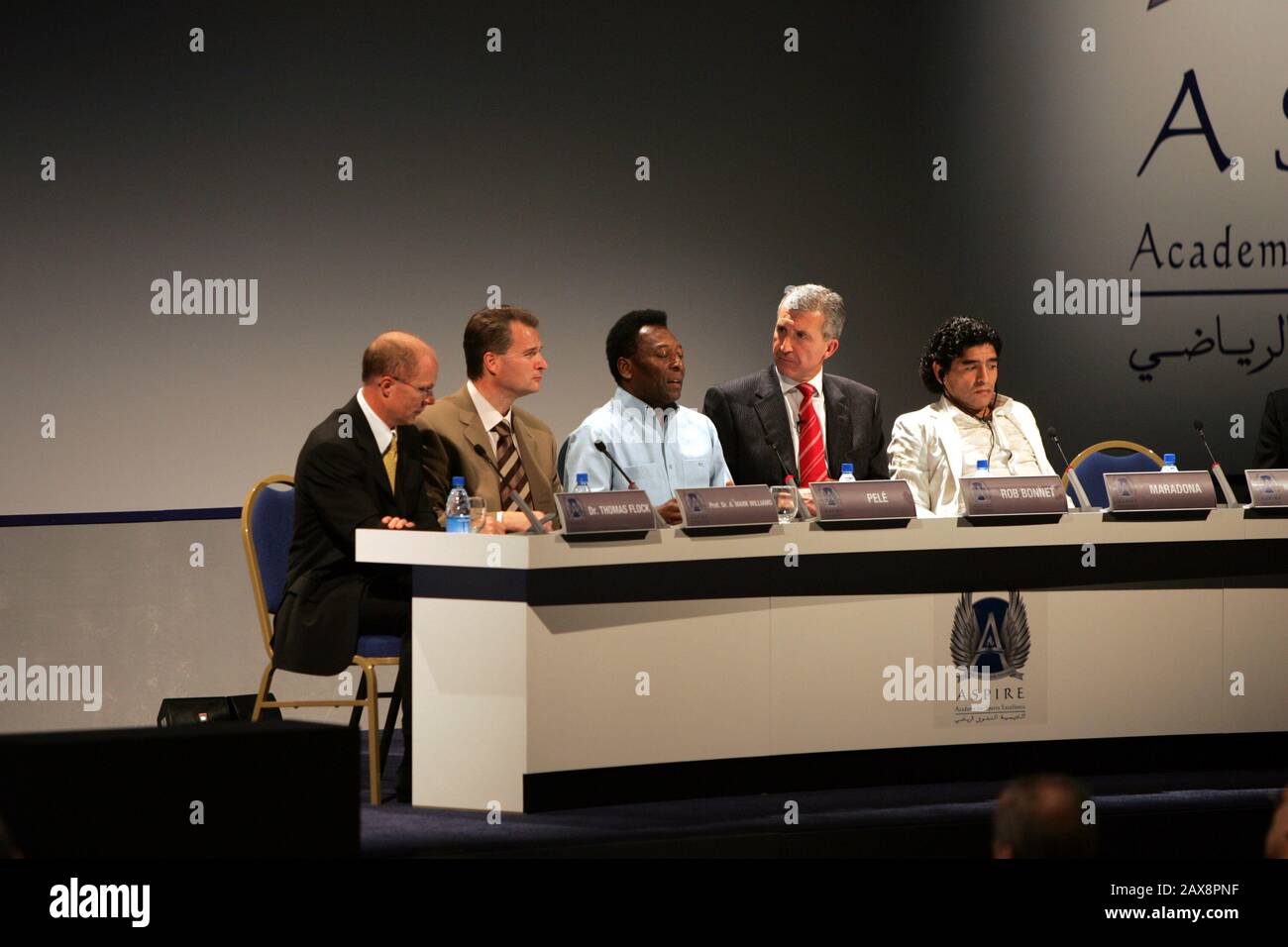 Doha business conference hi-res stock photography and images - Alamy