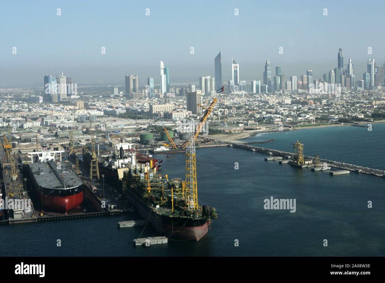 Port rashid container hi-res stock photography and images - Alamy