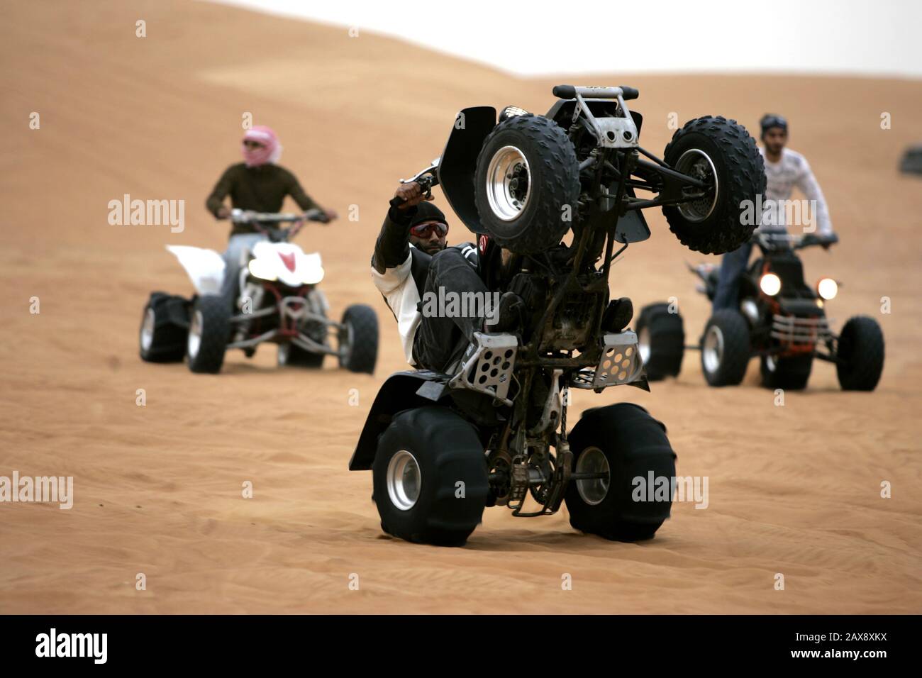 Car stunt action hi-res stock photography and images - Alamy