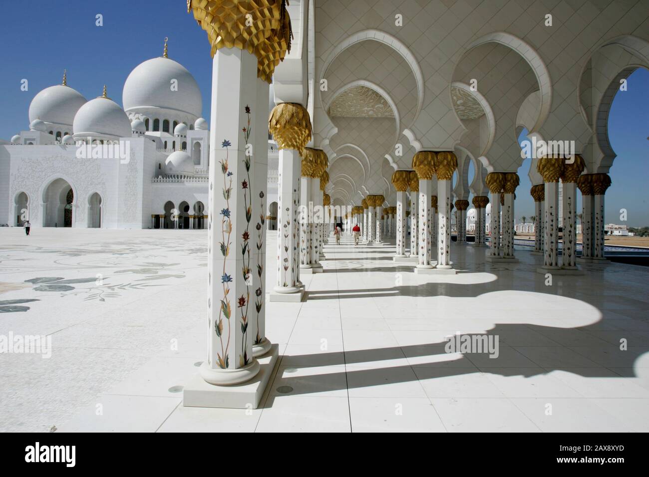 Archway building hi-res stock photography and images - Alamy