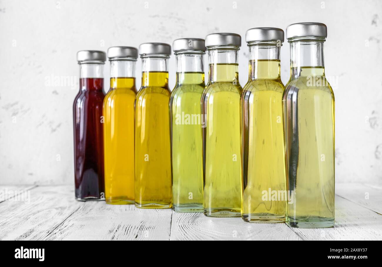 Various cooking oils bottles hi-res stock photography and images - Alamy