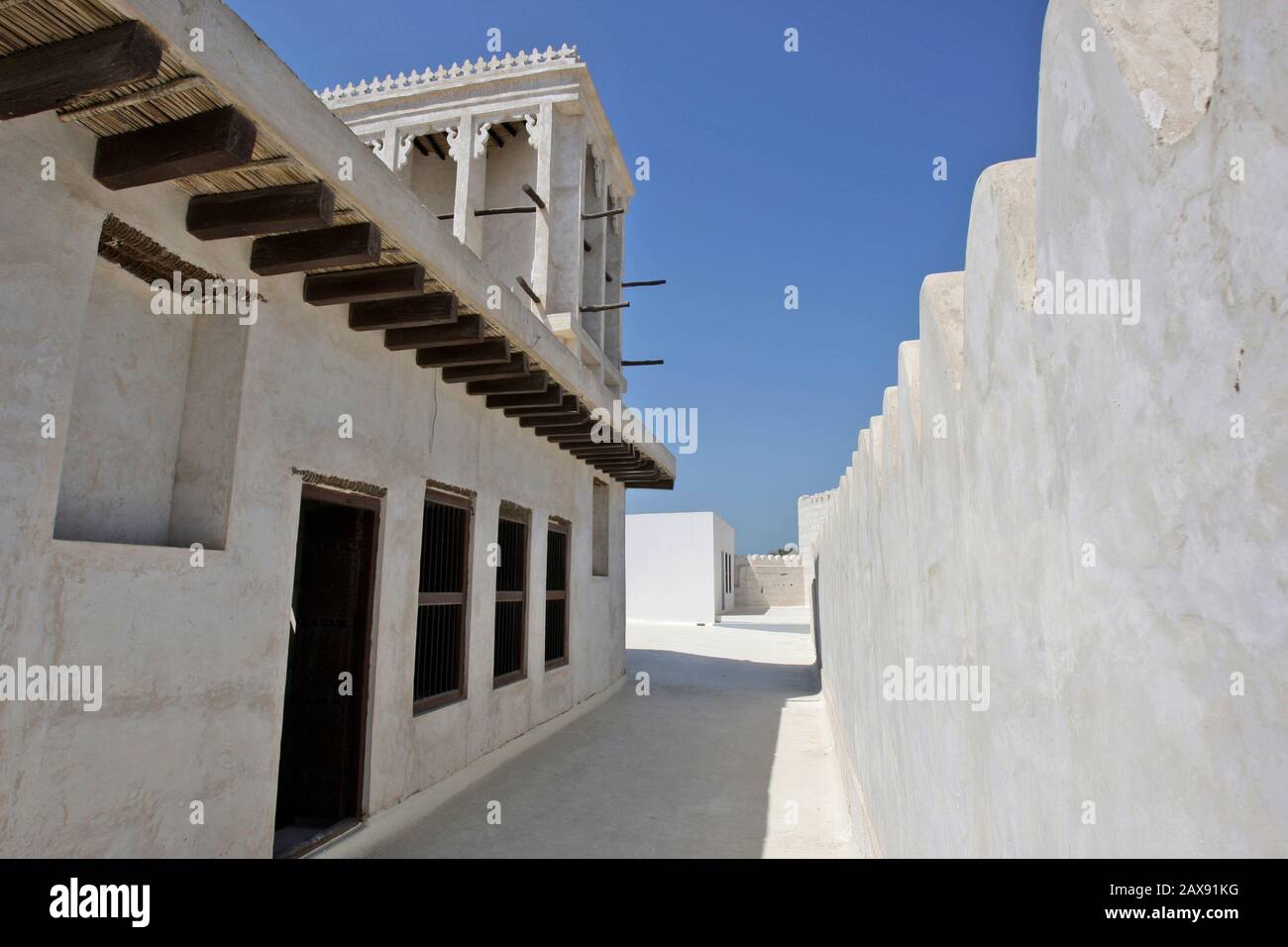Pathway path structure hi-res stock photography and images - Alamy