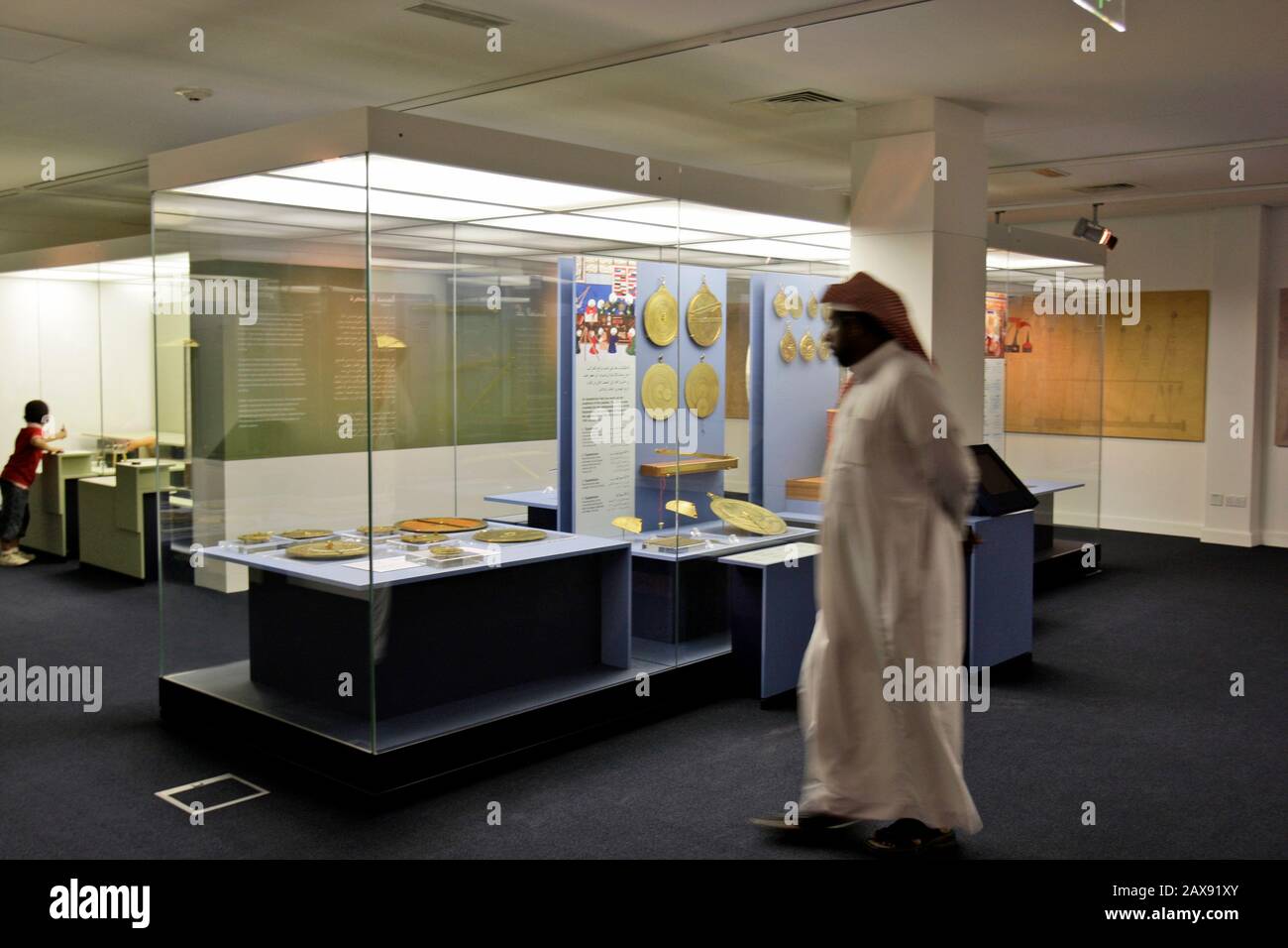 Thobe gutra hi-res stock photography and images - Alamy