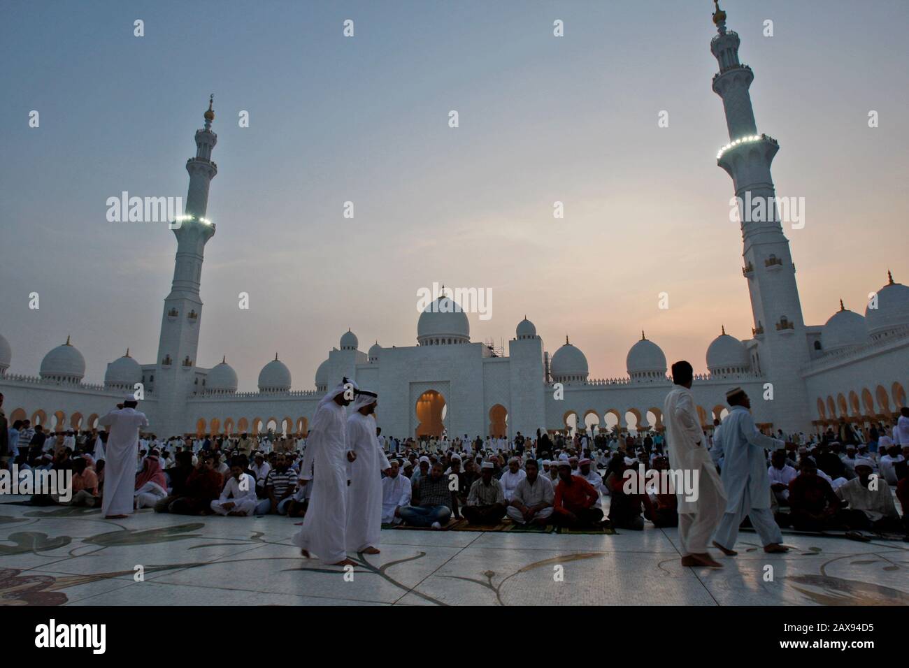Dawn prayer congregation hi-res stock photography and images - Alamy
