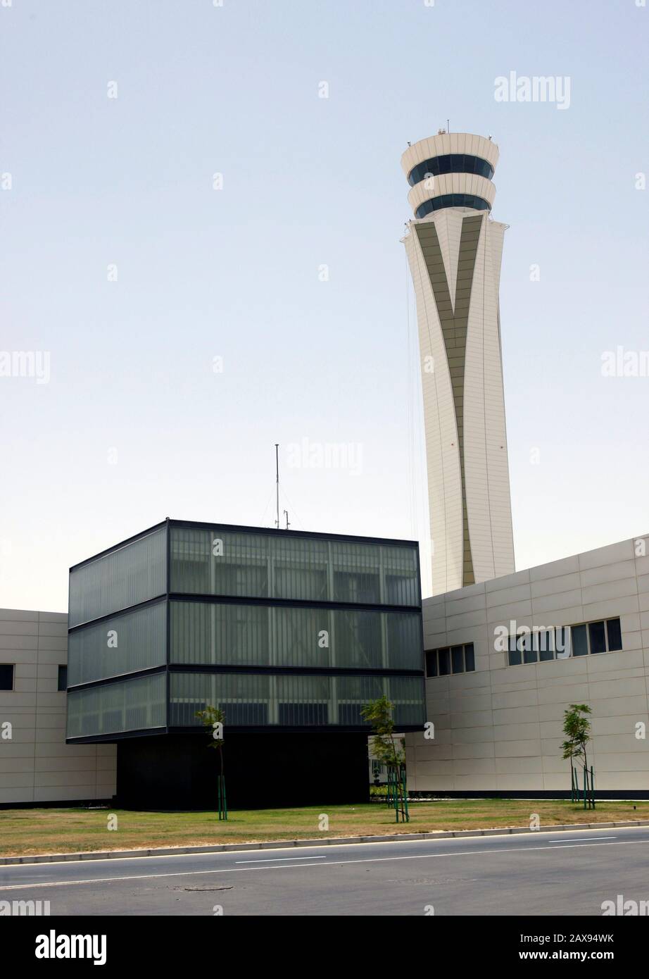 Dubai uae dubai airport control hi-res stock photography and images - Alamy